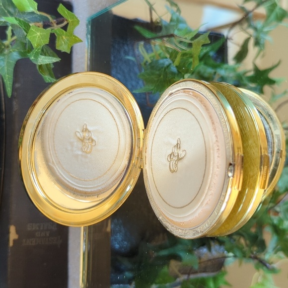 Estee Lauder | Accessories | Vintage Estee Lauder Compact | Poshmark